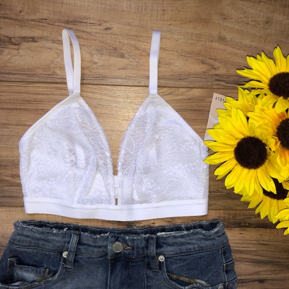 Lively | Intimates & Sleepwear | Lively The Palm Lace Busty Bralette ...